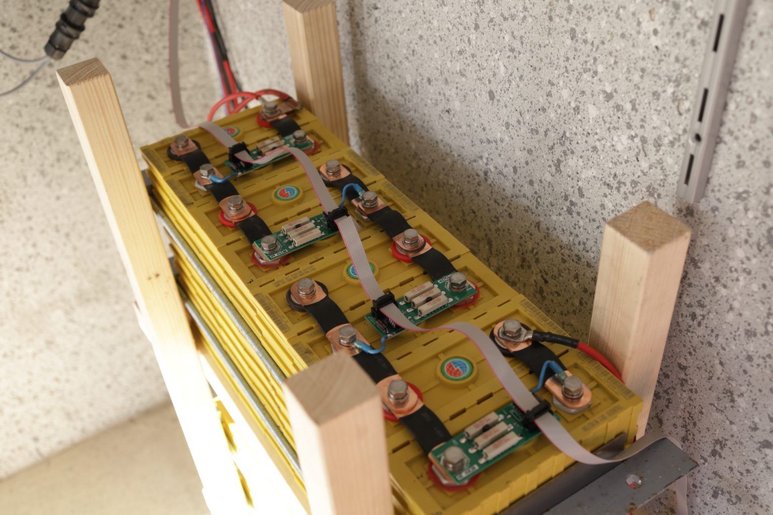 LiFePo4 Balancer und BMS (Batteriemanagement Controller) mit Raspberry ...