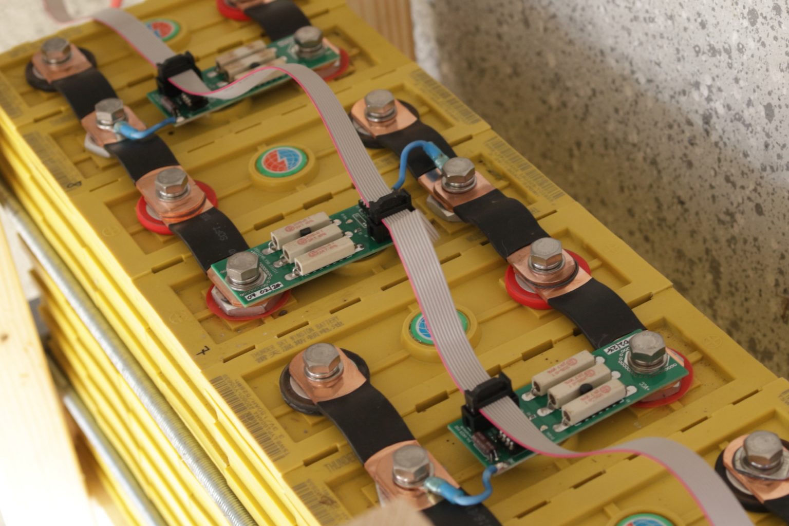 LiFePo4 Balancer und BMS (Batteriemanagement Controller) mit Raspberry ...